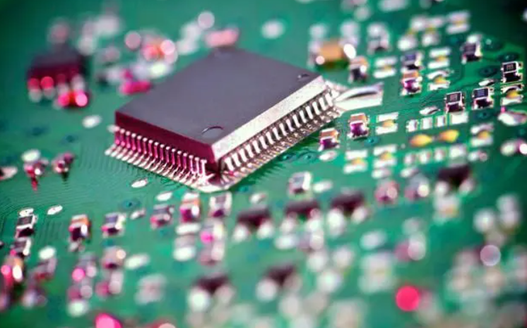 Operational Amplifiers: Inverting vs Non-Inverting Op-Amps